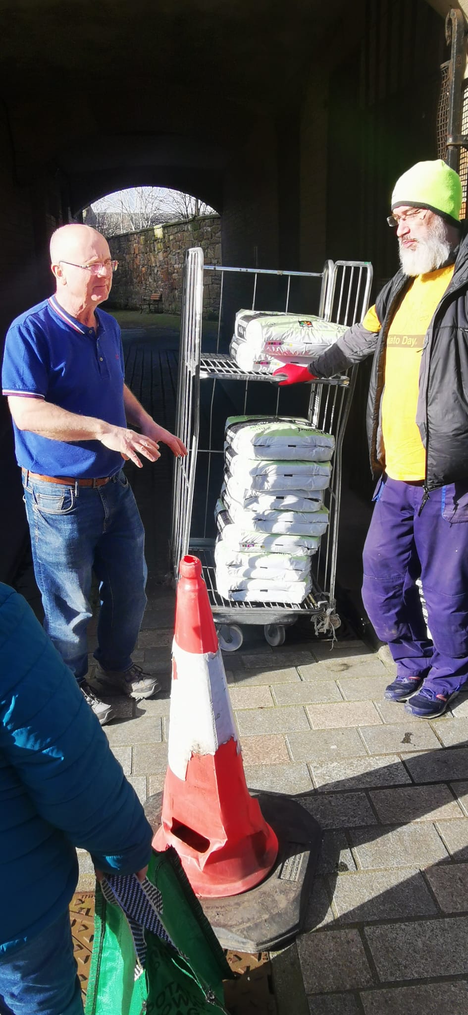 Compost cage – Glasgow Allotments Forum